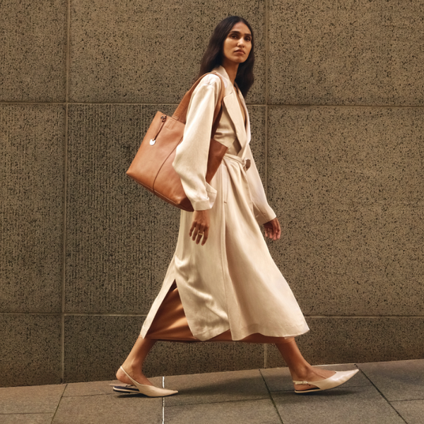 Evity Bags - Leather Handbags & more – Strandbags Australia